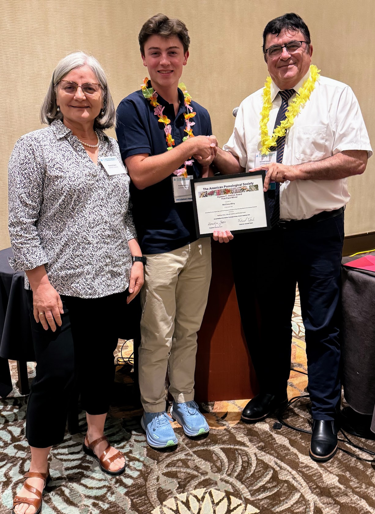 U.P. Hedrick Student Awards – American Pomological Society